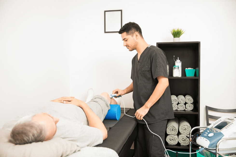 How Does Soft Wave Therapy Alleviate Pain and Promote Healing? - Evolve ...