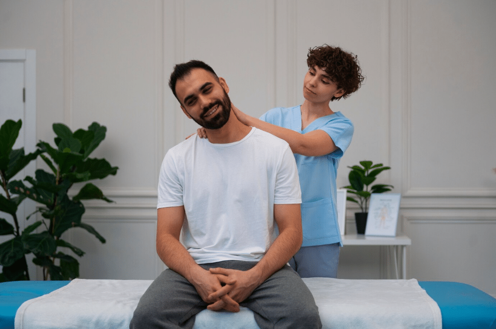 Why Chiropractic Care Is Gaining Popularity for Back and Neck Pain ...